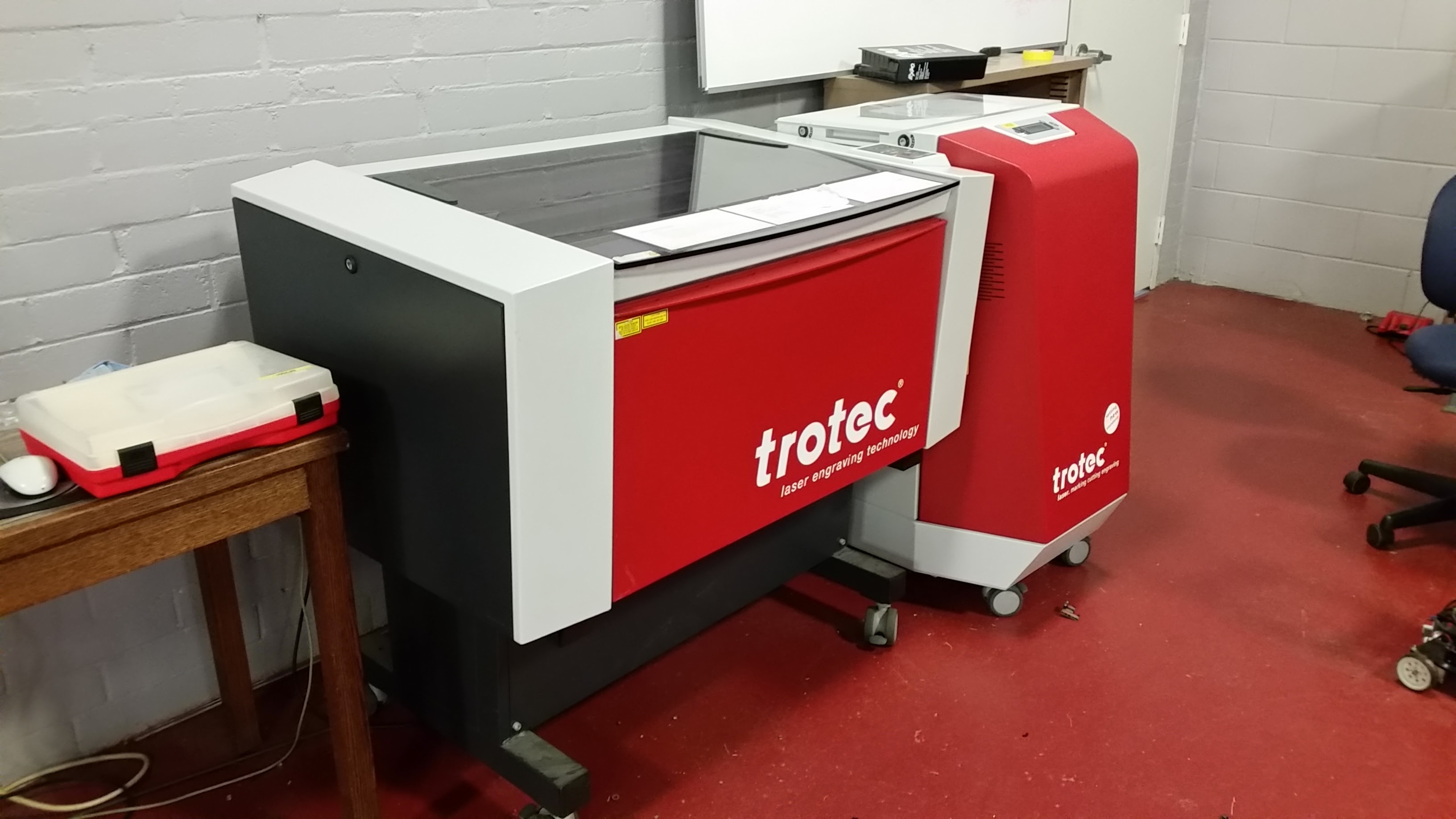 Trotec Speedy II 60W Laser Cutter | Tufts Maker Network